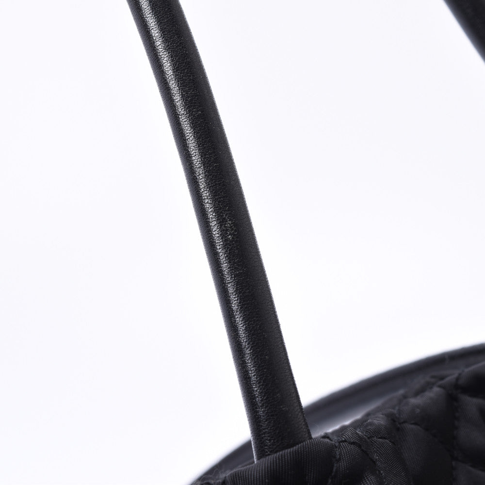 プラダキルティング 黒 レディース トートバッグ PRADA 中古 プラダキルティング 黒 レディース トートバッグ PRADA 中古